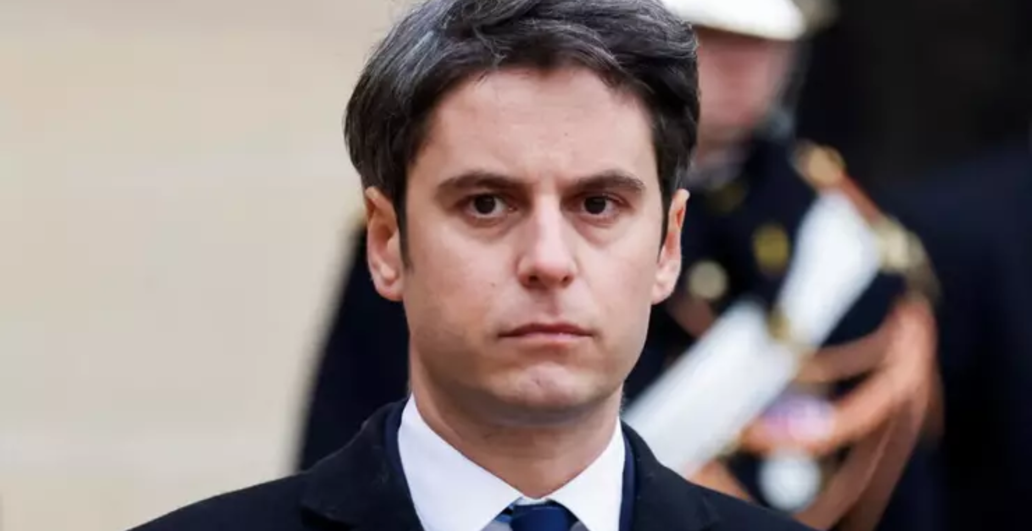 Analiza Institutului GOLD: Noul premier francez, o altă marionetă din ...