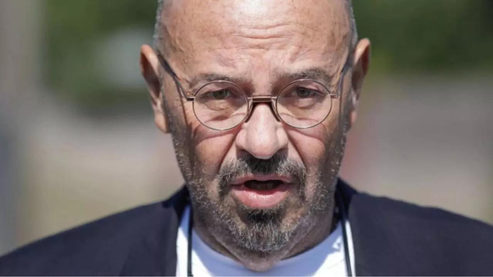 Comaroni: Piedone ar putea fi arestat dacă se retrage, el trebuie să ...