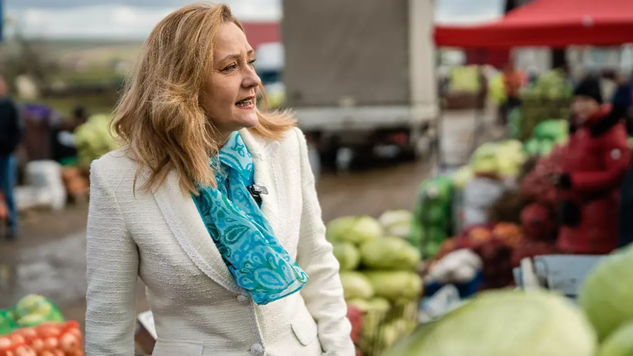 Lelia Munteanu a compus ''Maneaua lui Lasconi''! ''Nu pui botu la ...